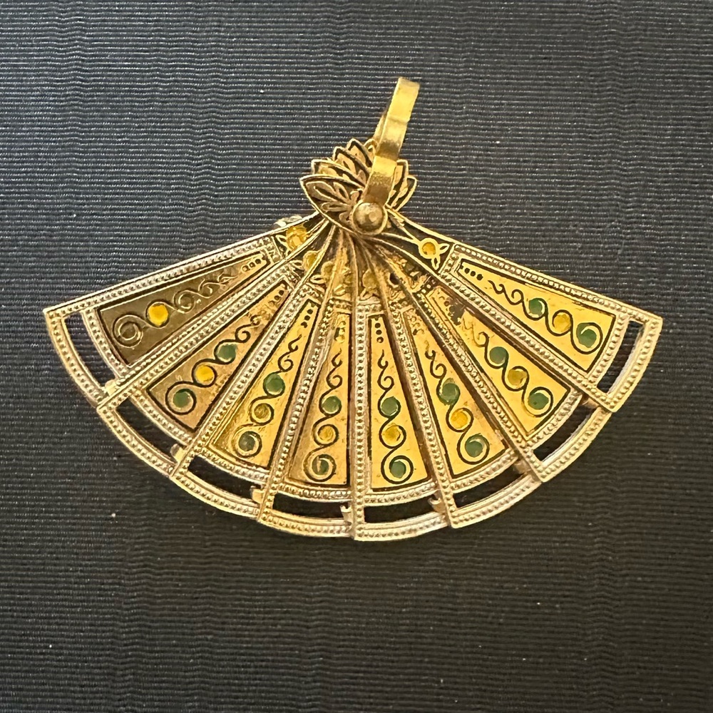 Vintage Damascene Foldable Fan Pin & Pendant - Gem